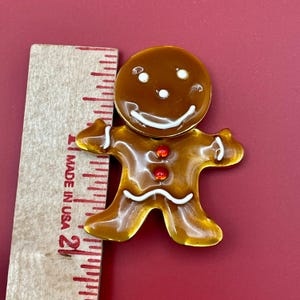 Bobblehead Gingerbread Man Holiday Brooch - Etsy