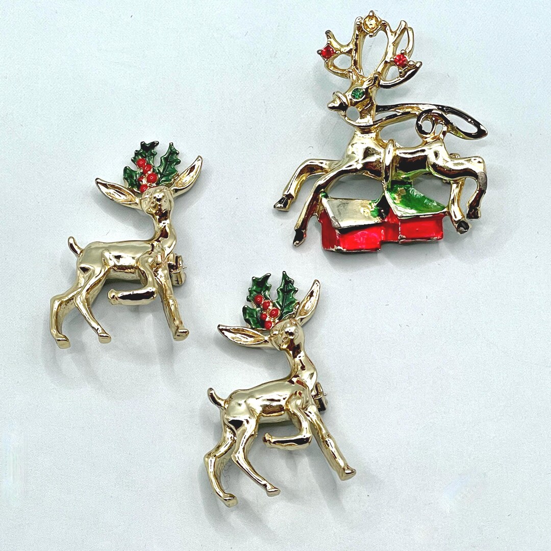 Vintage Gold and Enamel Christmas Reindeer Pins - Etsy