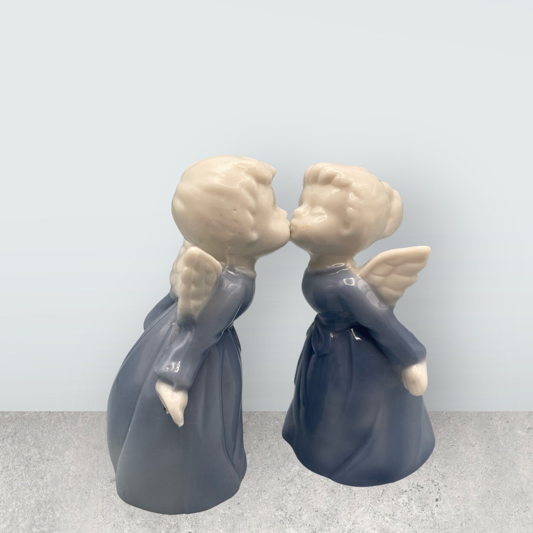 Vintage Blue and White Lefton Porcelain Kissing Angels - Etsy