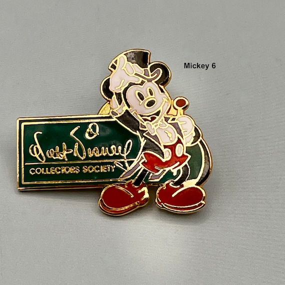 Vintage Walt Disney Collectors Society Push Back Pins… - Gem