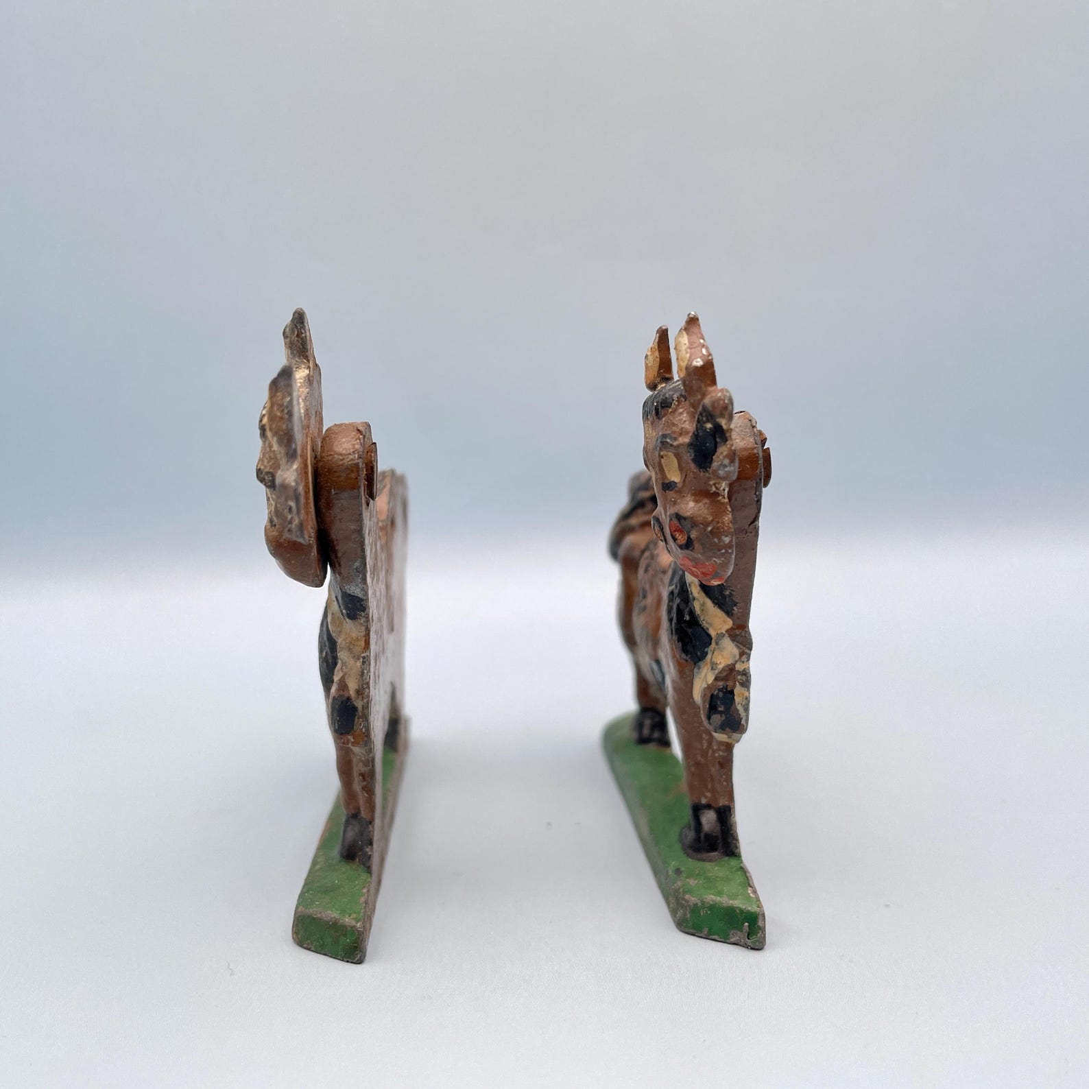 Cast Iron Cows With Moving Heads Toy - Etsy