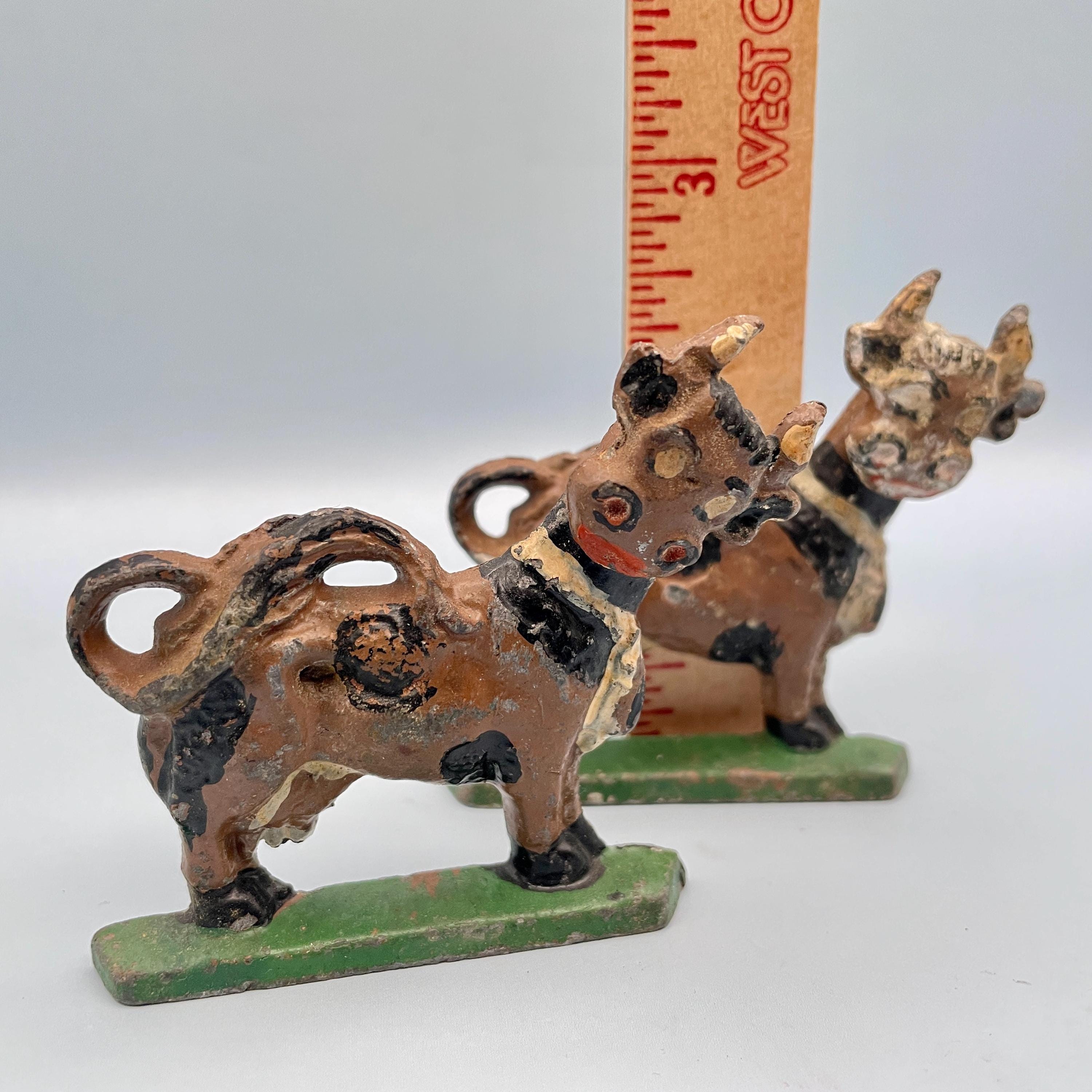 Cast Iron Cows With Moving Heads Toy - Etsy