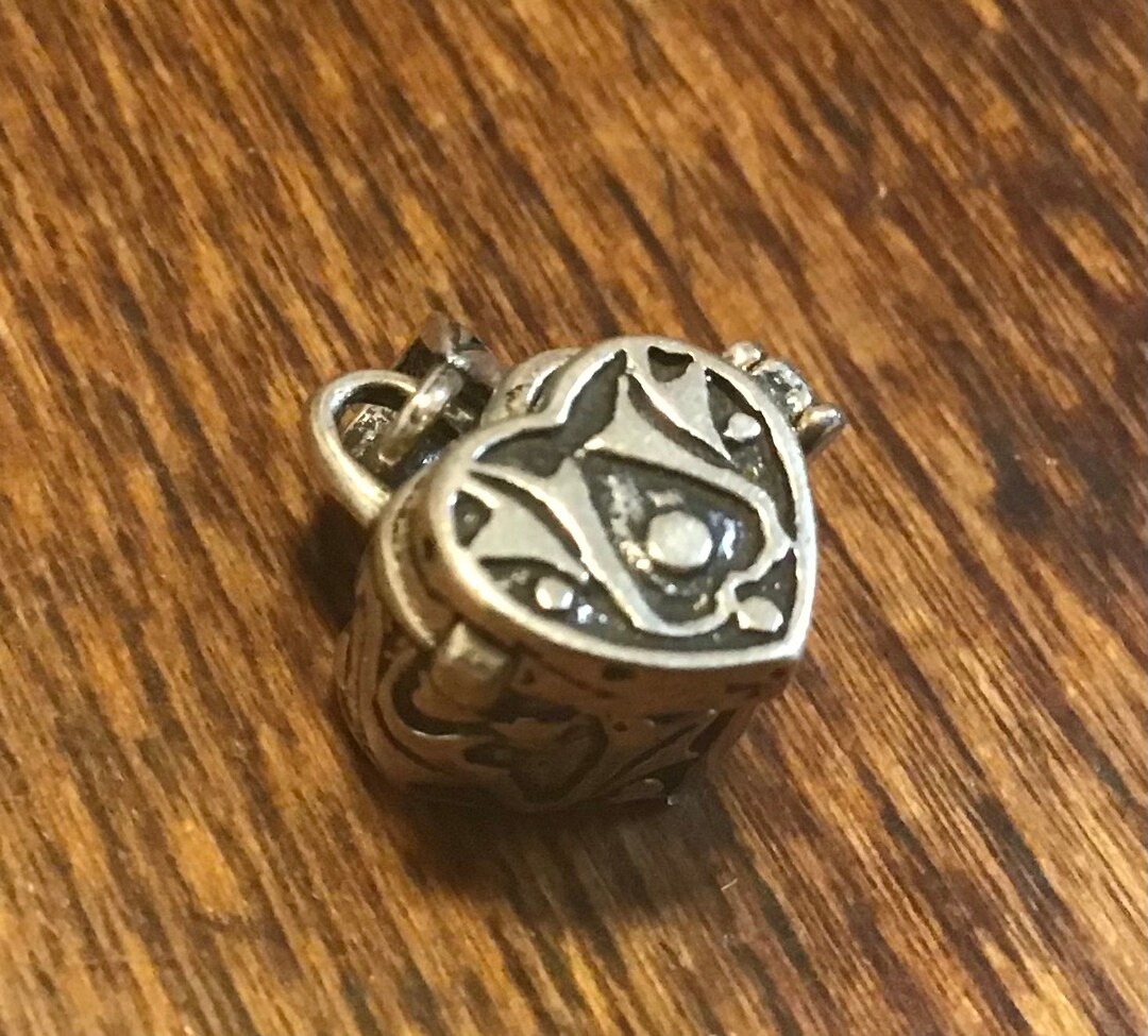 Sterling Heart Shaped Prayer Box/ashes Keeper - Etsy