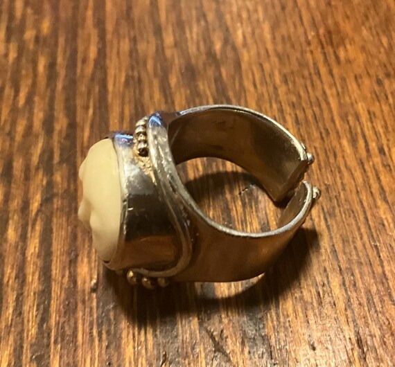Sajen Goddess sterling Silver Ring Adjustable Size 7 - Gem