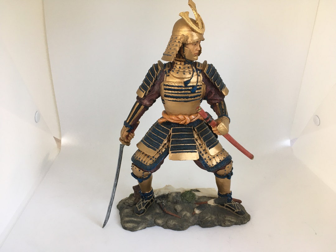 The Golden Warrior Samurai Nobu Figurine ~ Knights Edge Chicago ...