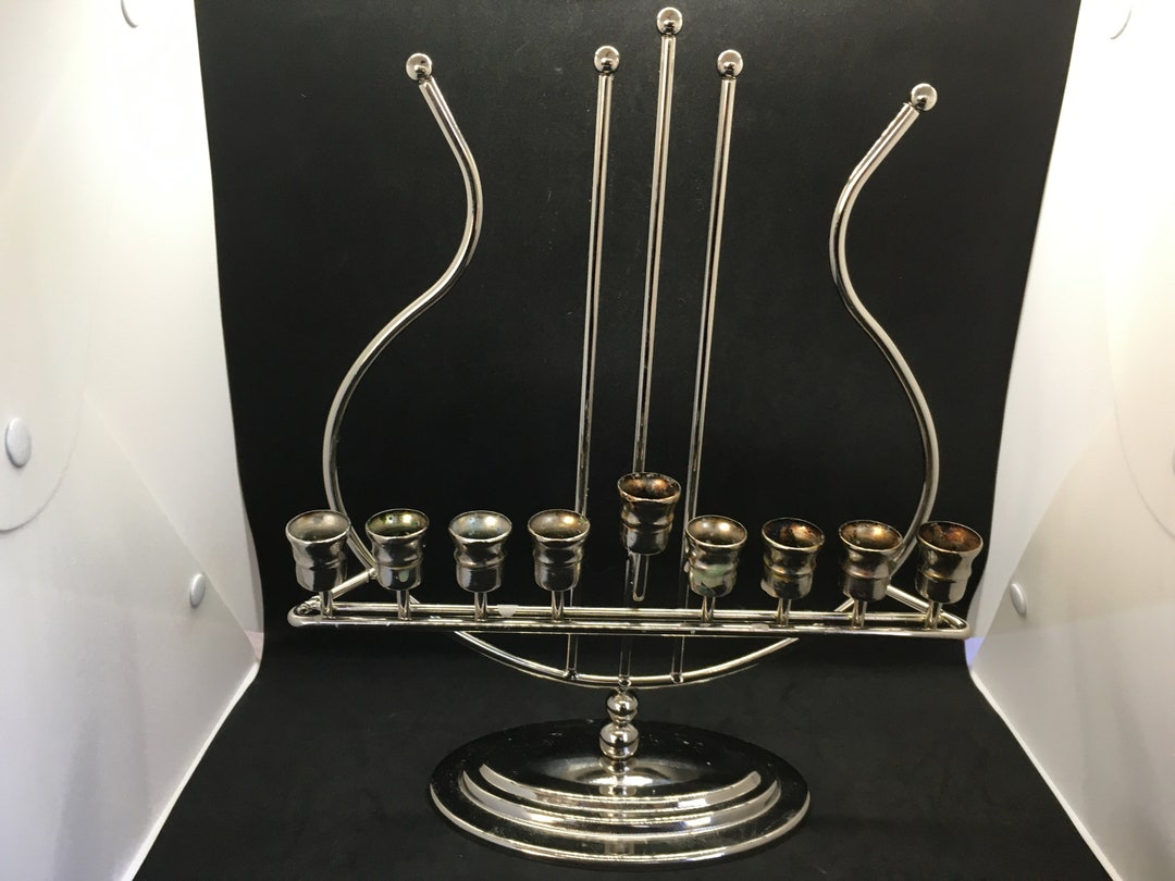 Vintage Metal Jewish Harp Hanukkah Menorah ~ Hebrew Menorah ~ 13.25 ...