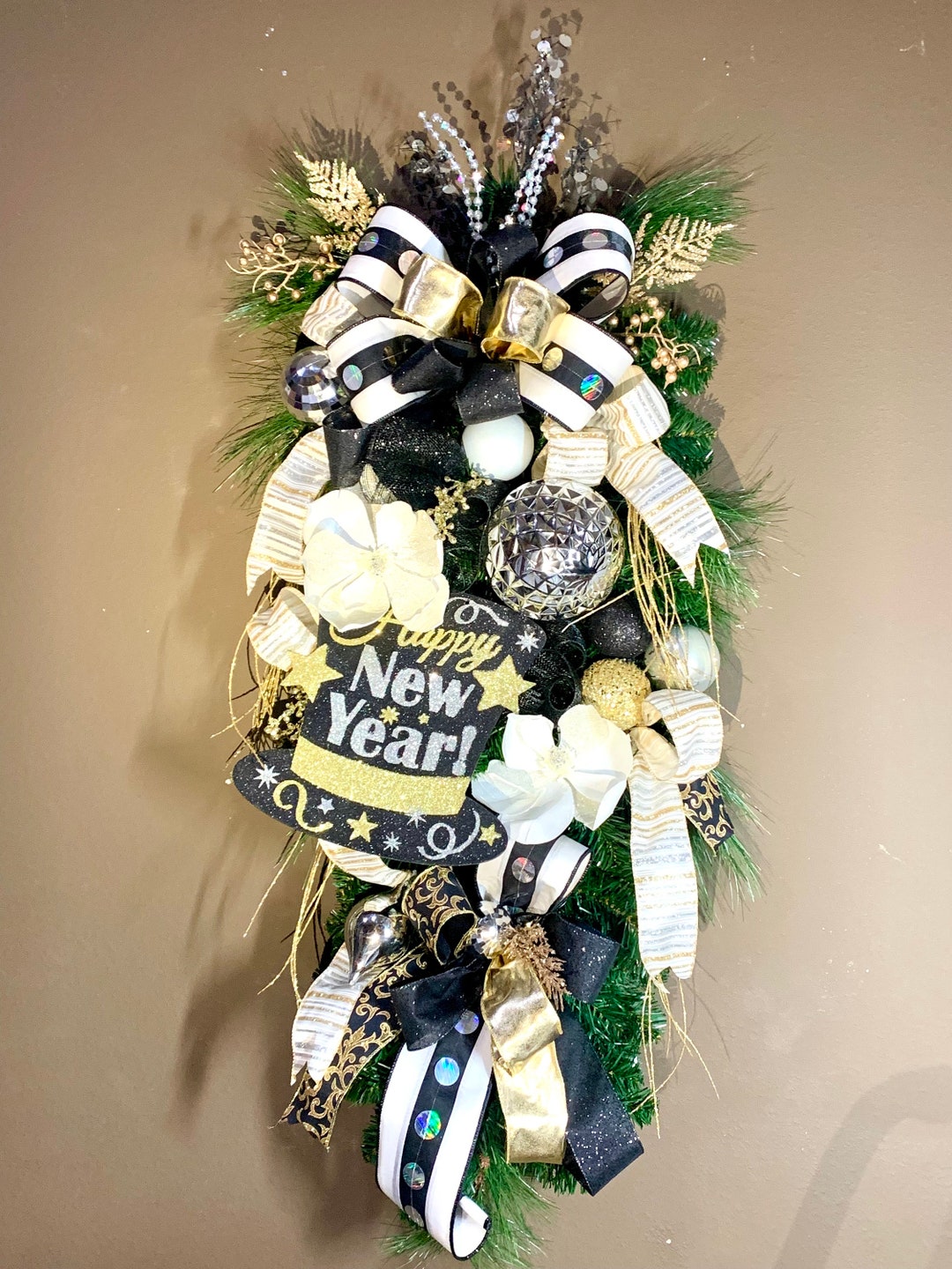 New Years Eve Wreath, New Year Door Decor, Holiday Swag - Etsy