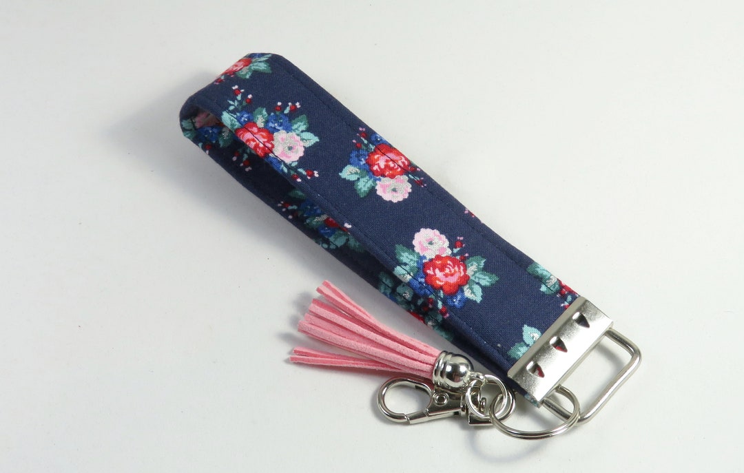 FLOWERS Fabric Keyfobs, Fabric Key Holder, Wristlets - Etsy