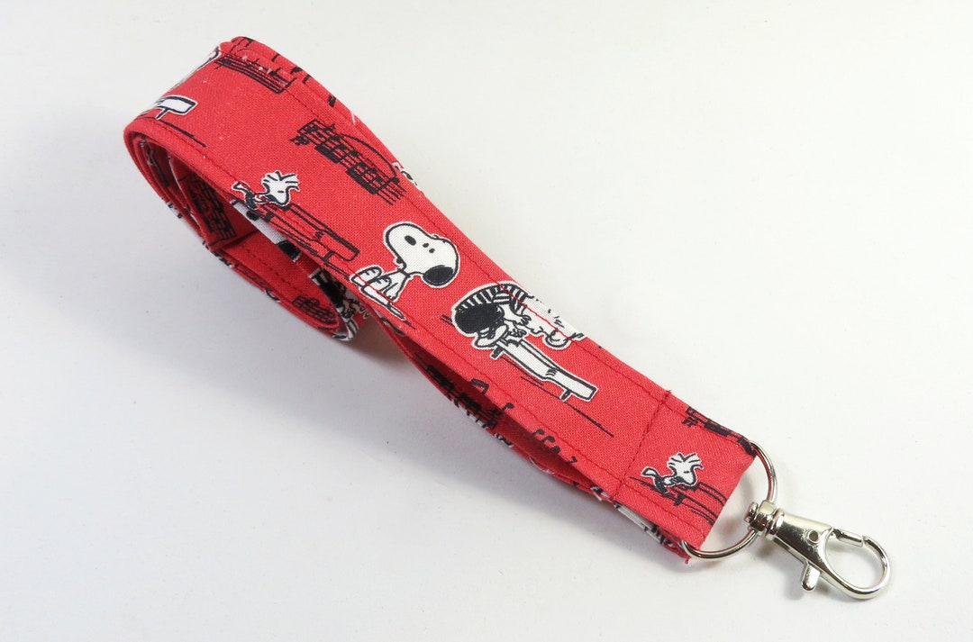 MUSIC Fabric Lanyard, Peanut Design Badge Holder, Red Musical Notes ...