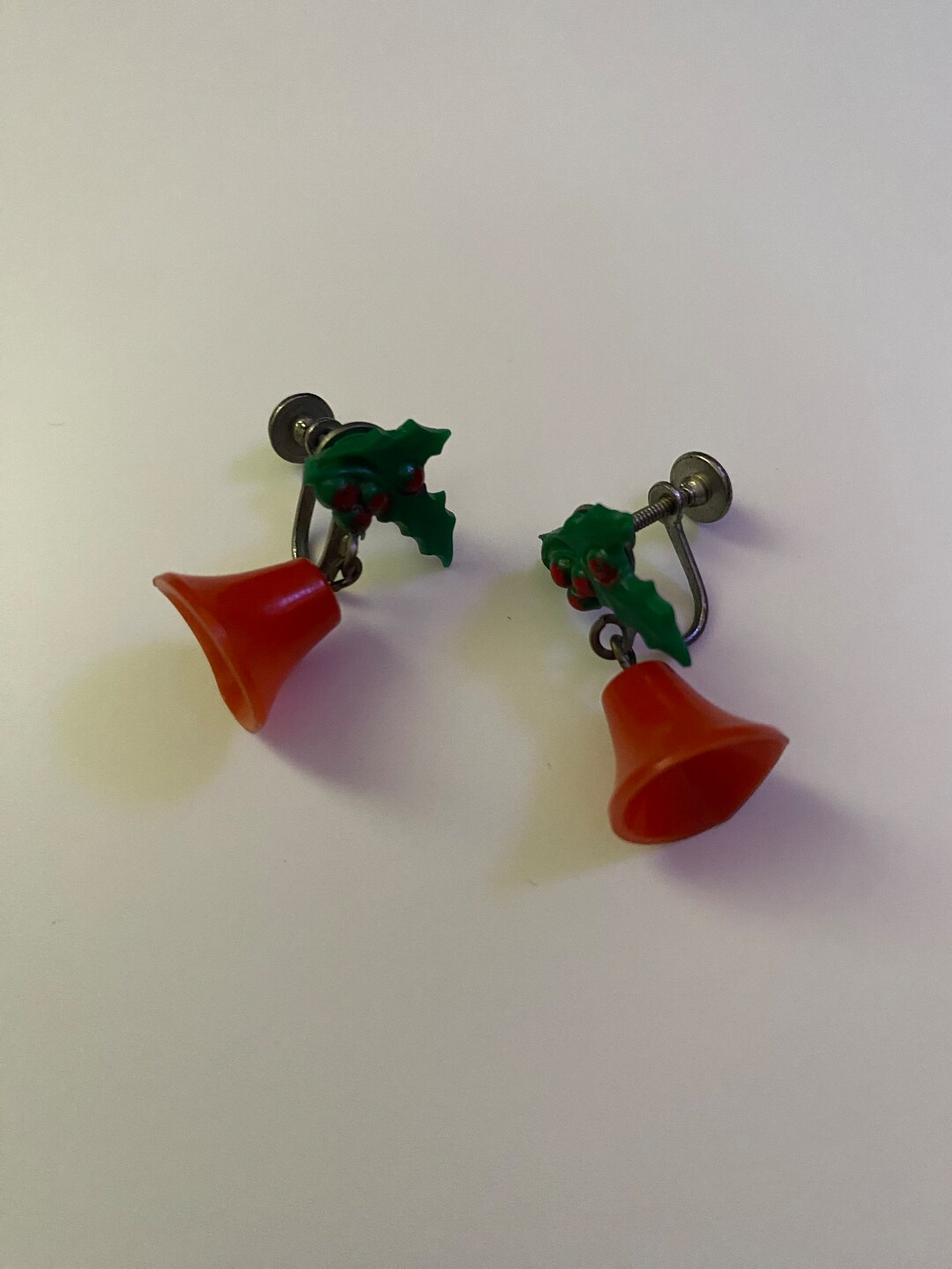 Vintage Plastic Celluloid Christmas Screw-on Earrings - Etsy