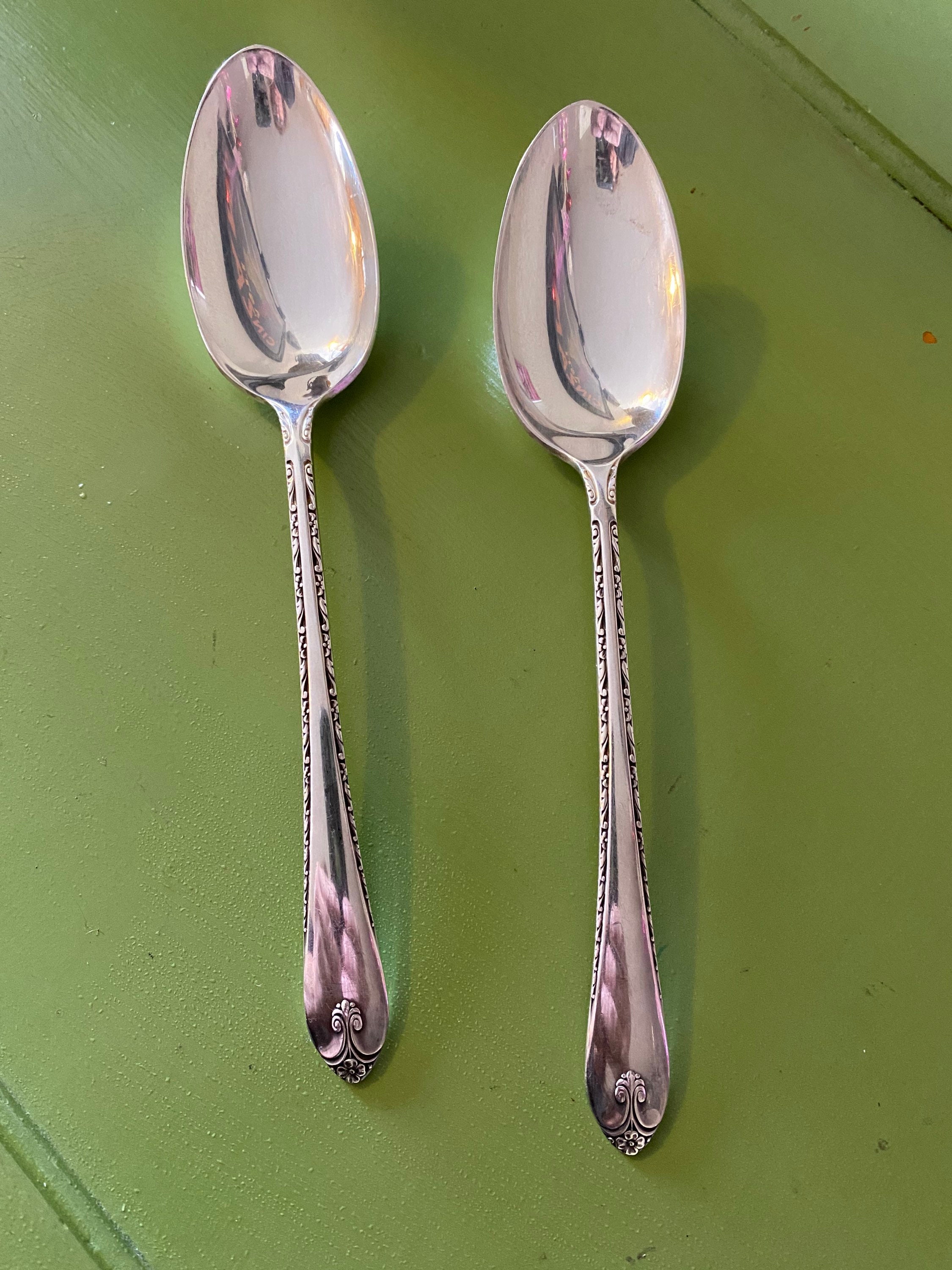 2 Vintage WM Rogers & Son Silver Spoons - Etsy