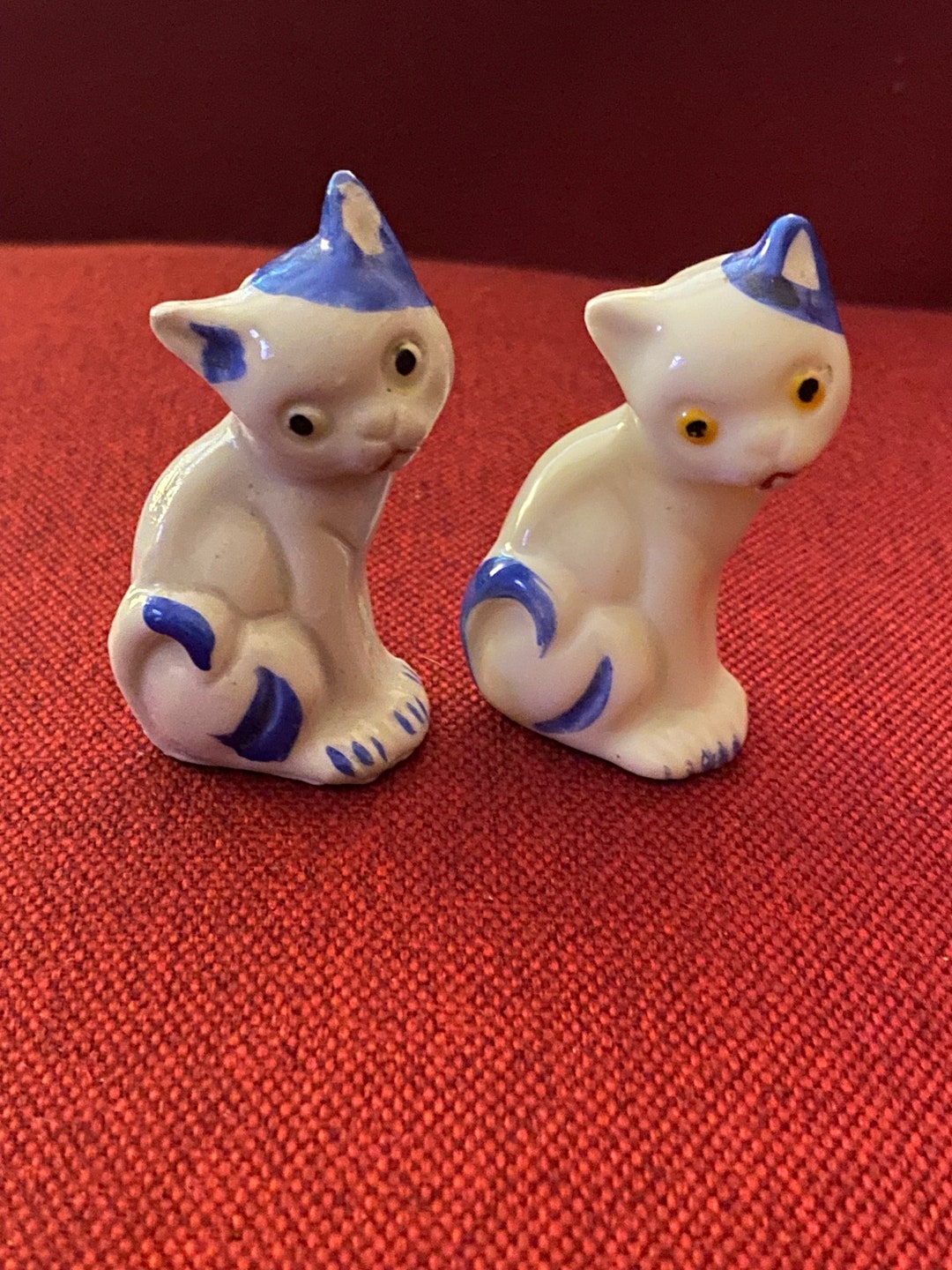 Vintage Blue and White Sad Cat Salt and Pepper Shakers (s&p) - Etsy