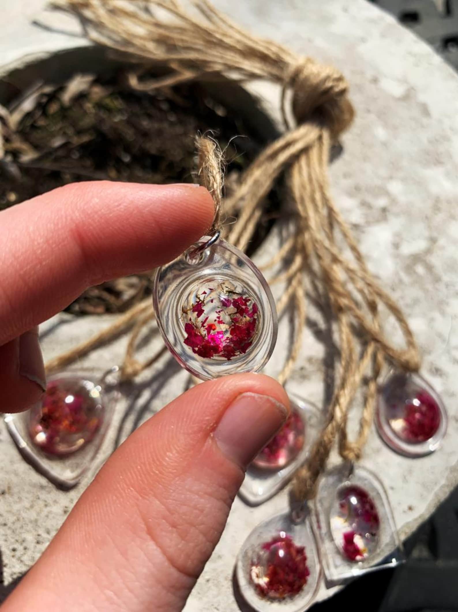 8pc Genuine Rose Flower Petal Epoxy Resin Charms With Jute String ...