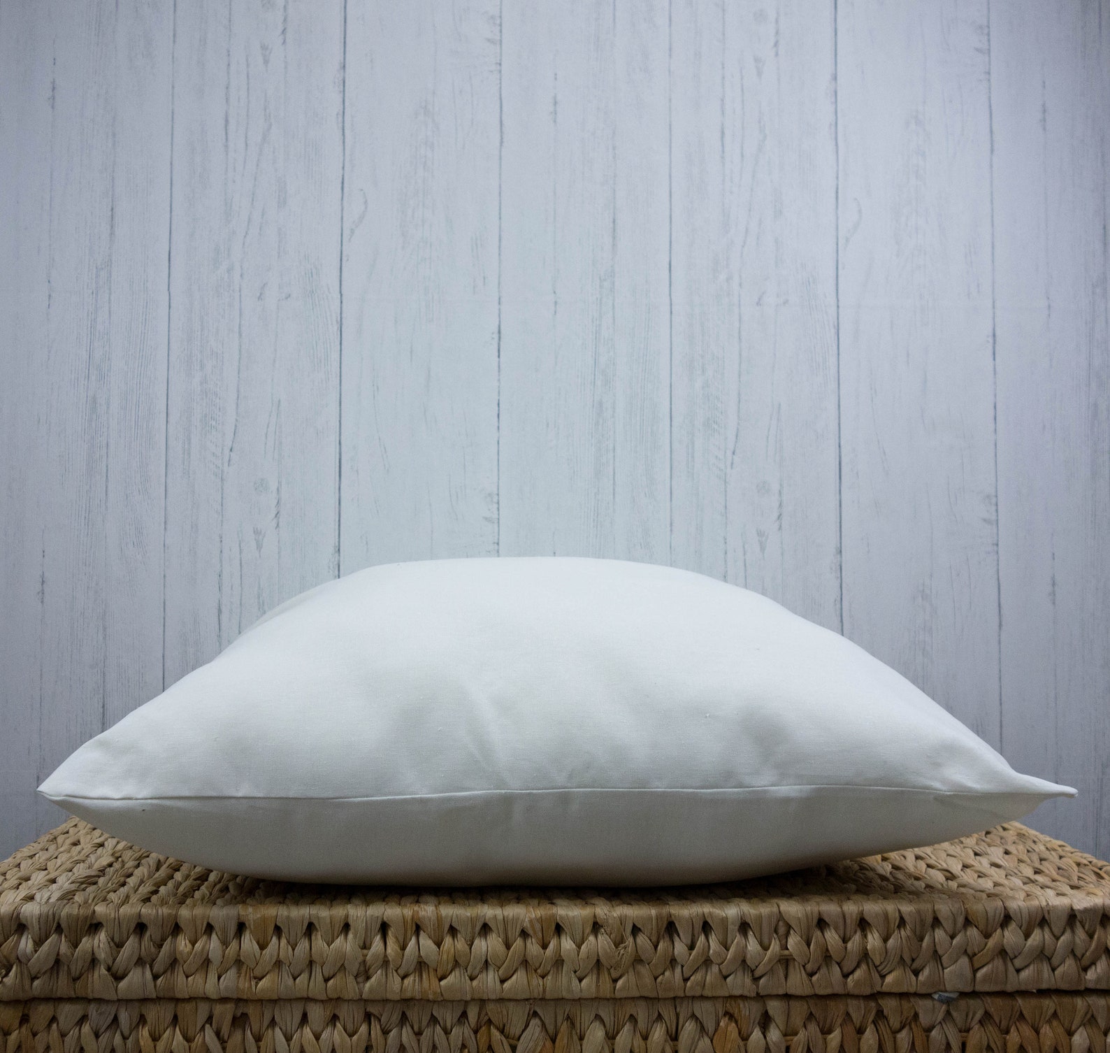 Organic Pillow Insert. Premium Hypo-allergenic Poly-fil. Eco-friendly ...