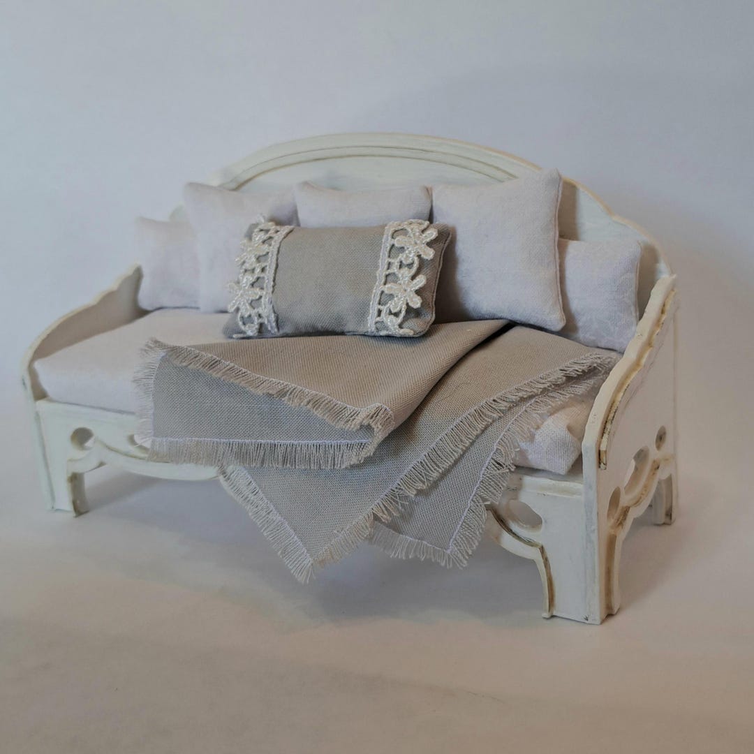 1:12 Scale Daybed Art Nouveau or Traditional Style. White Shabby Chic ...