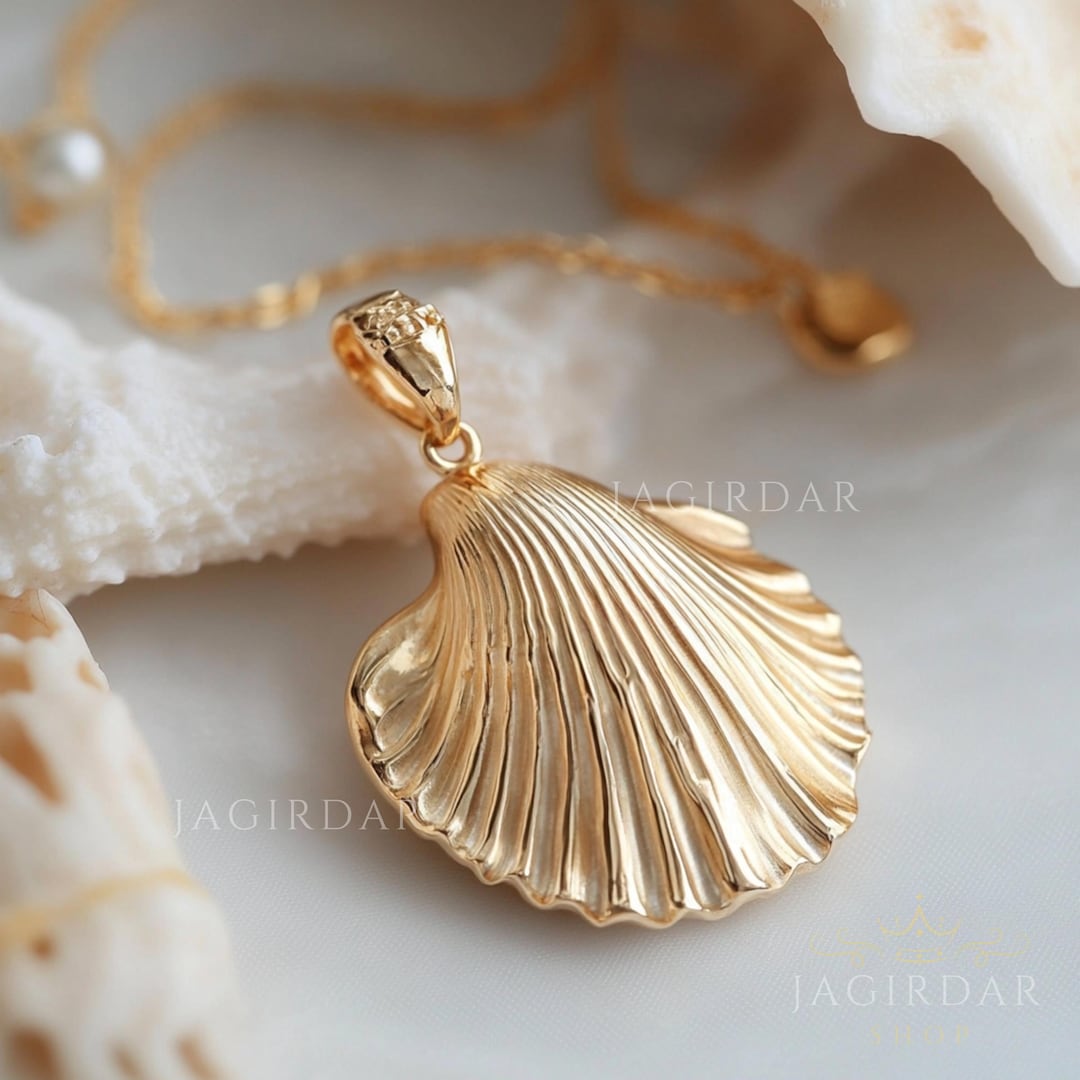 Solid 14k Gold Sea Shell Pendant, 14k Gold Scallop Shell Pendant, Gold ...