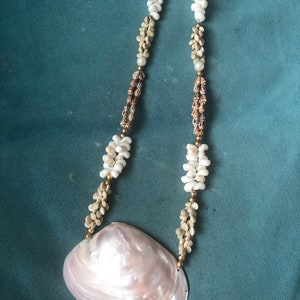 Large Pale Pink Polished Clam Shell Pendant Necklace Hand Beaded With ...