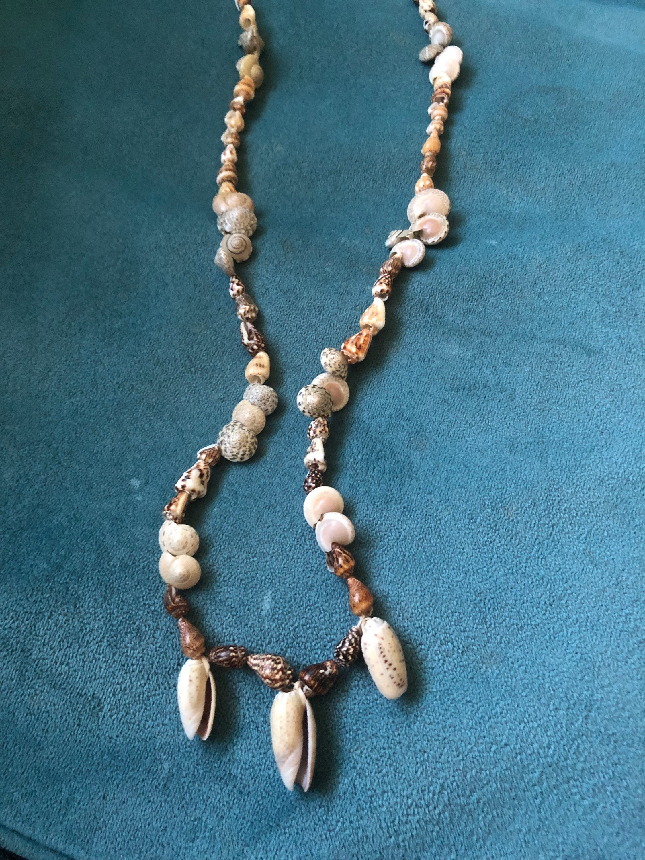 Hand Beaded Seashell Necklace - Etsy