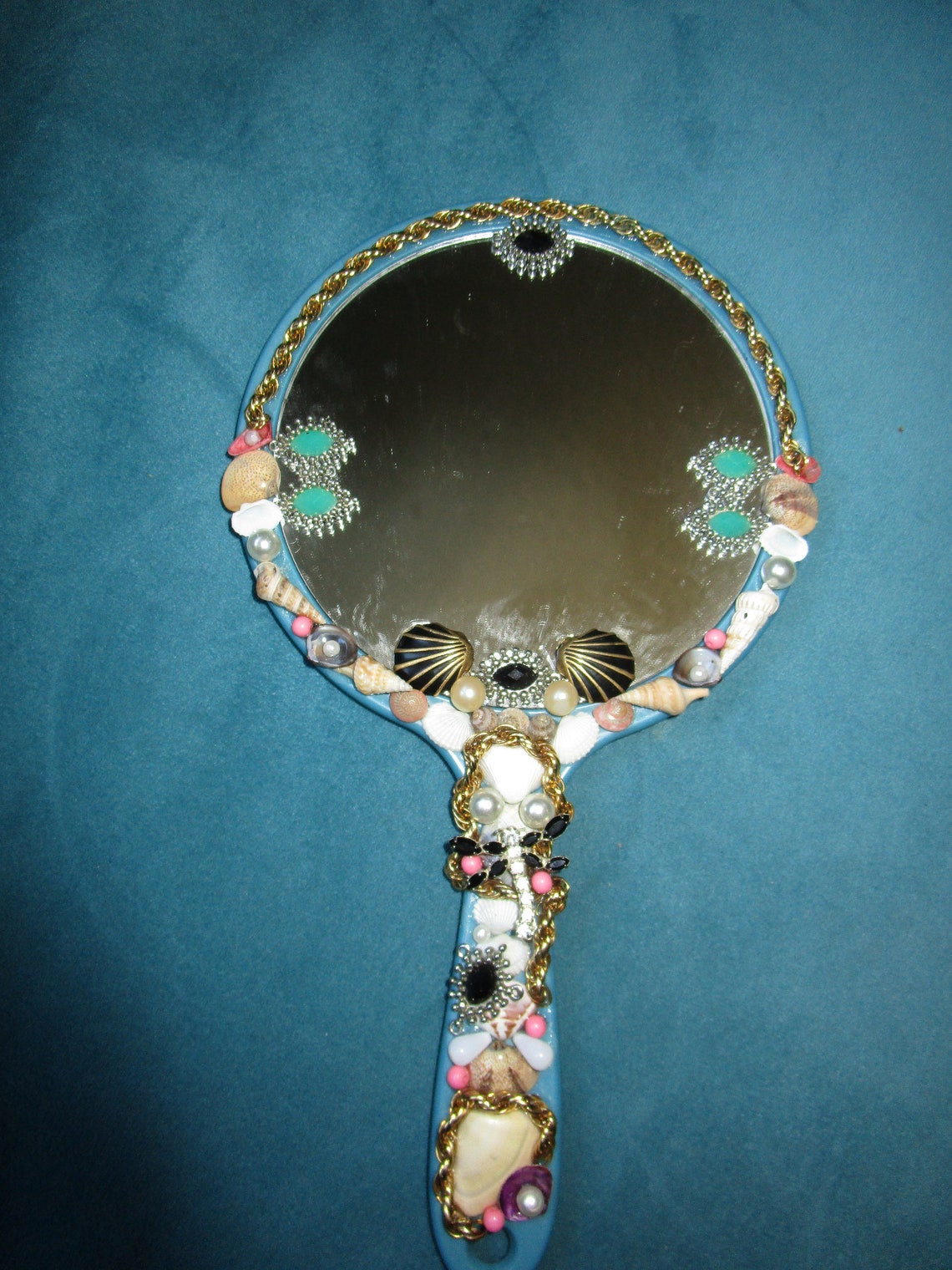 Mermaid hand mirror - qustapps