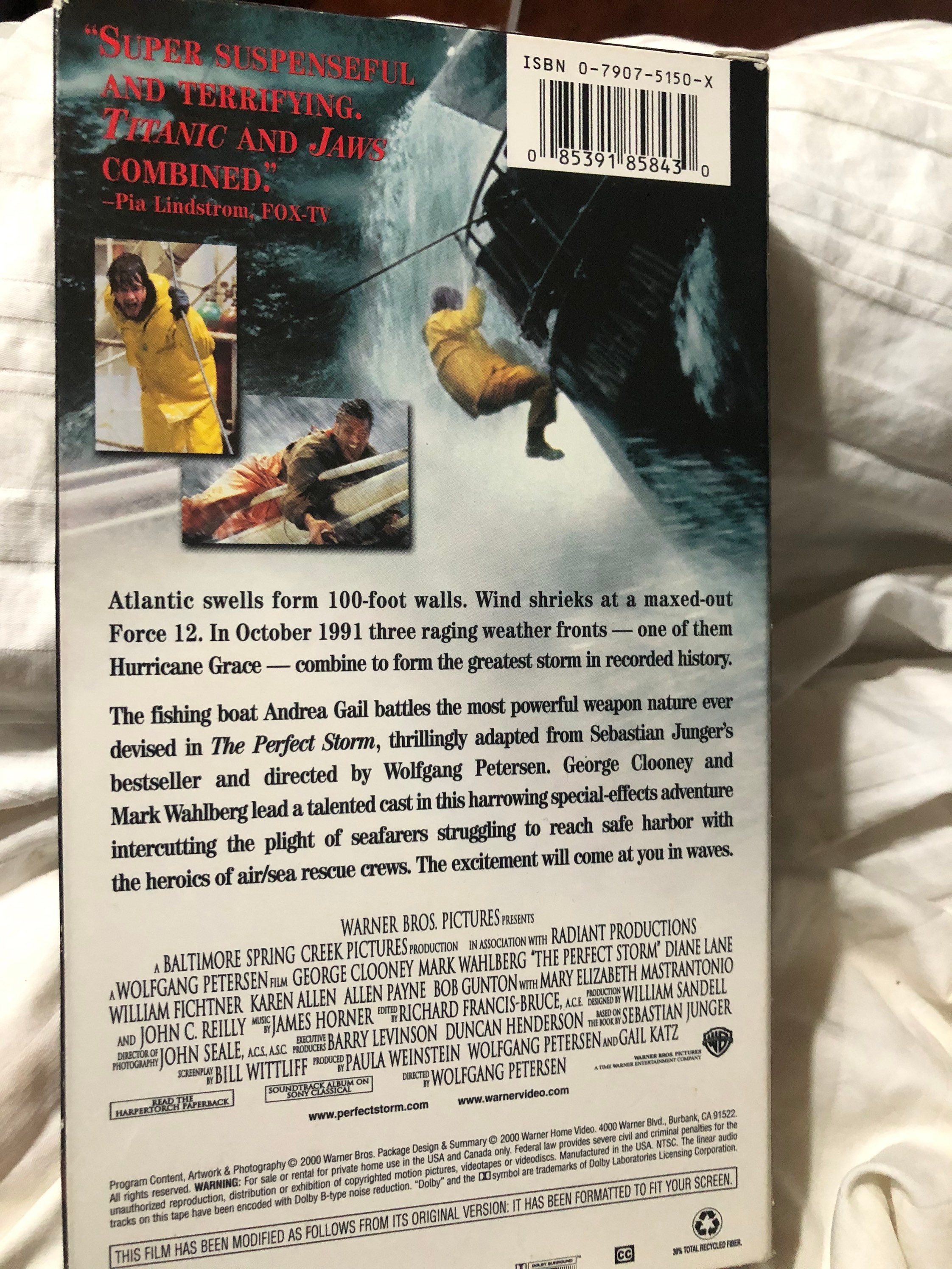 The Perfect Storm VHS Movie Starring George Clooney and Mark Wahlberg ...