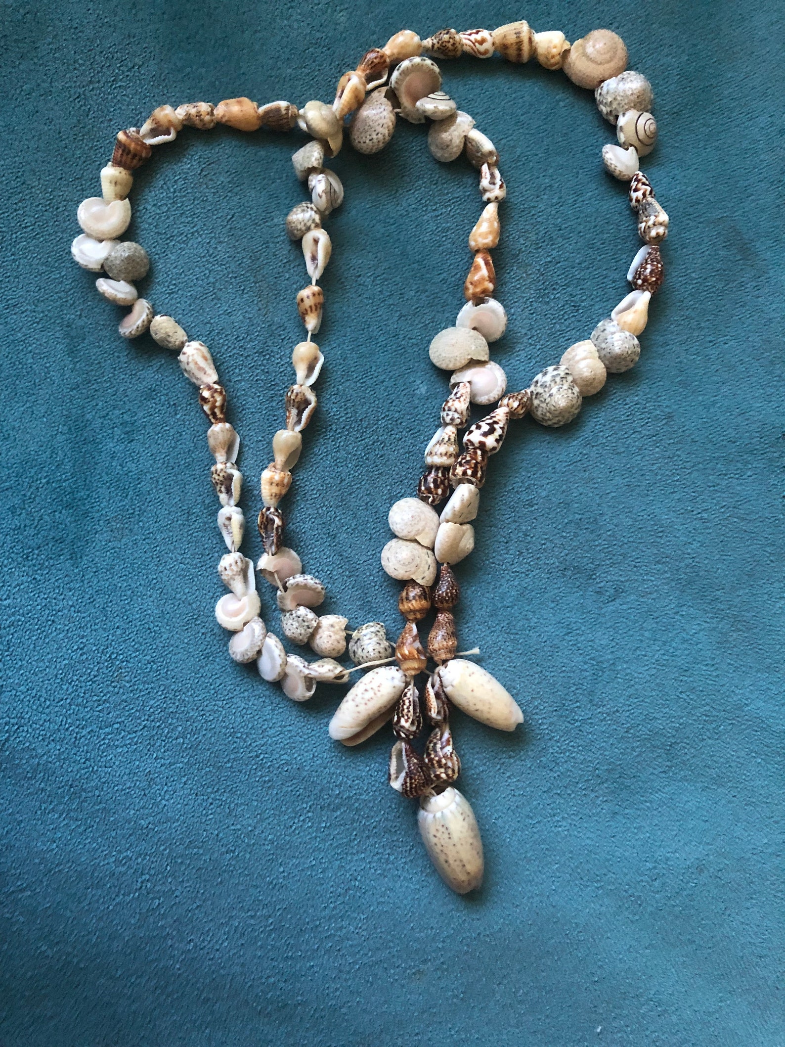 Hand Beaded Seashell Necklace - Etsy