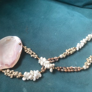 Large Pale Pink Polished Clam Shell Pendant Necklace Hand Beaded With ...