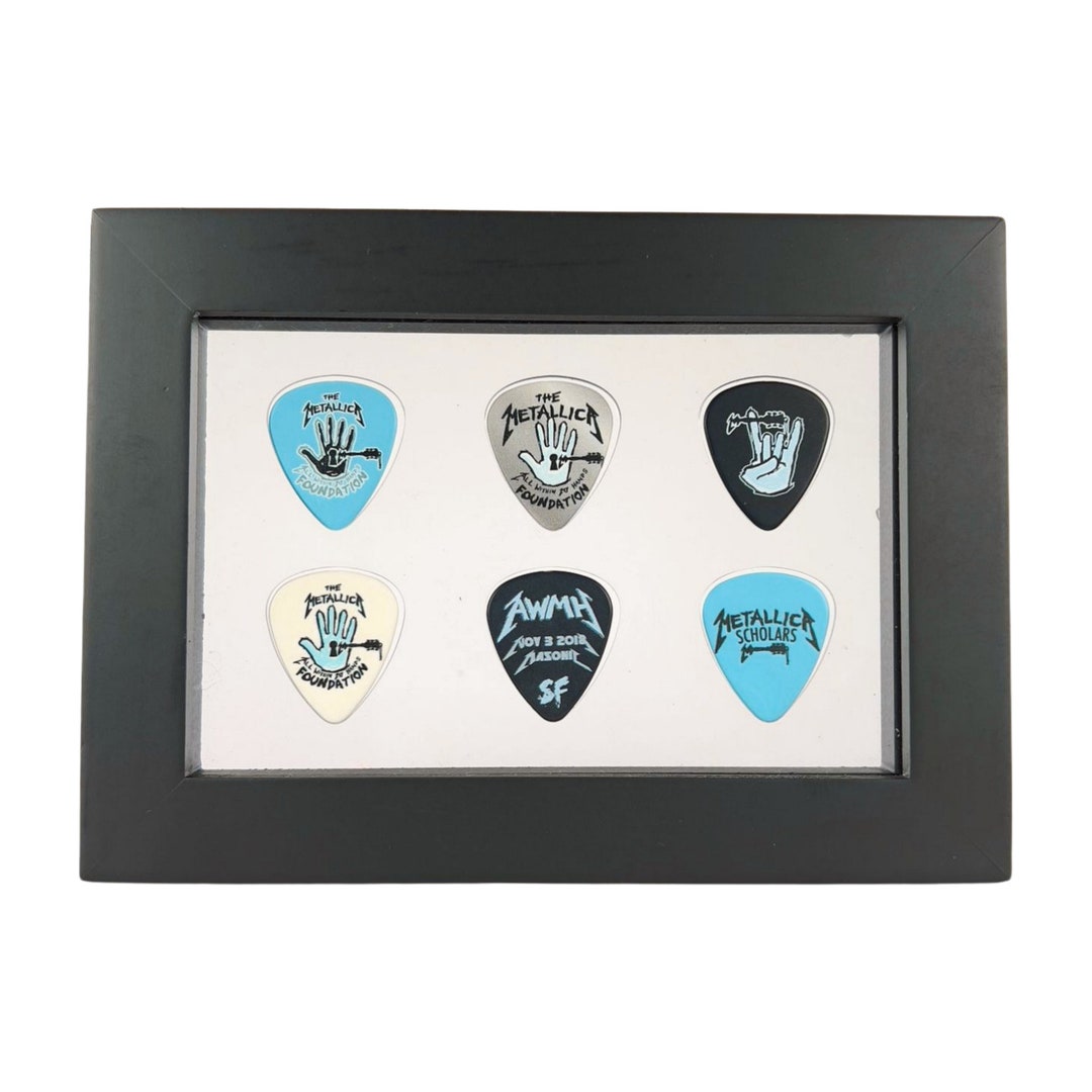 Guitar Pick Display - 4" X 6" Horizontal Frame - CLEAR Holds 6 Guitar ...