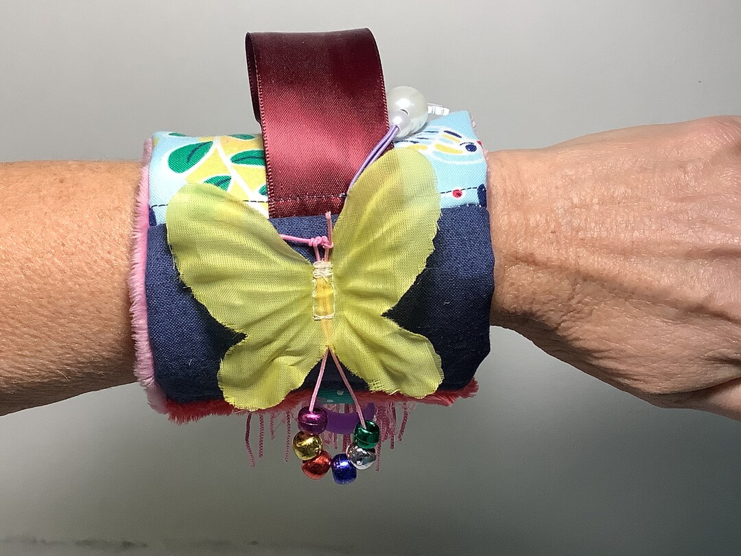 Fidget Wrist Cuff Arm Band With Textures to Calm Anxiety in Children ...