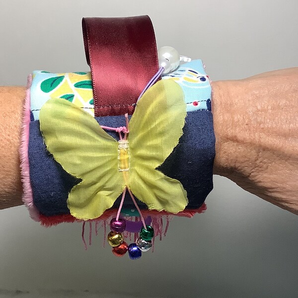 Fidget Wrist Cuff Touch Sensory Arm Pillow, Converts Small Lap Pad to ...