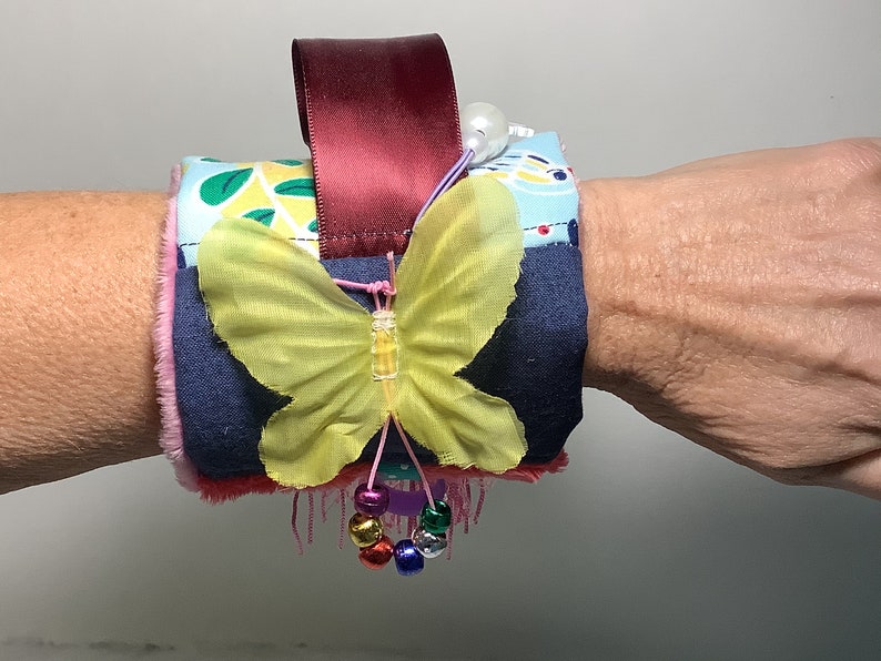Fidget Wrist Cuff Arm Band With Textures to Calm Anxiety in Children ...