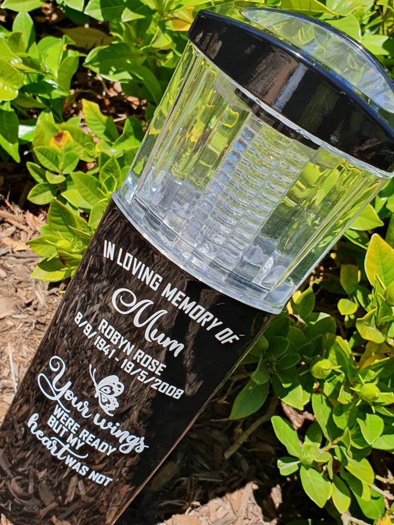 IN MEMORY Personalised Memorial Solar Garden Light | Etsy