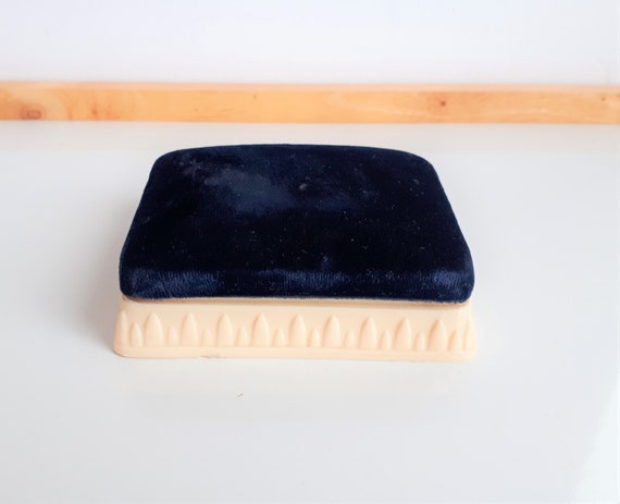 Antique Art Deco Jewelry Box: Blue Velvet, Cream Sati… - Gem
