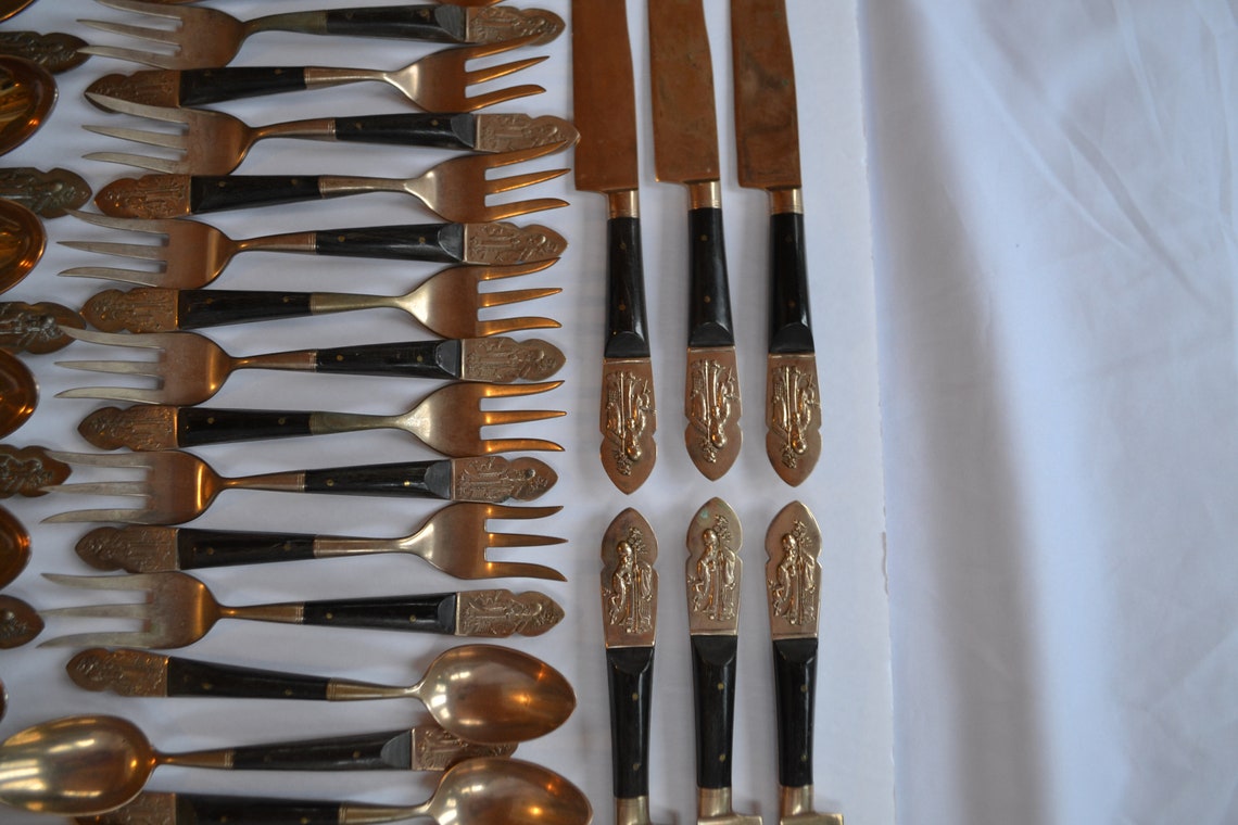 Vintage Chinese Hong Kong Flatware Silverware 81 Pcs Set Carved Horn ...