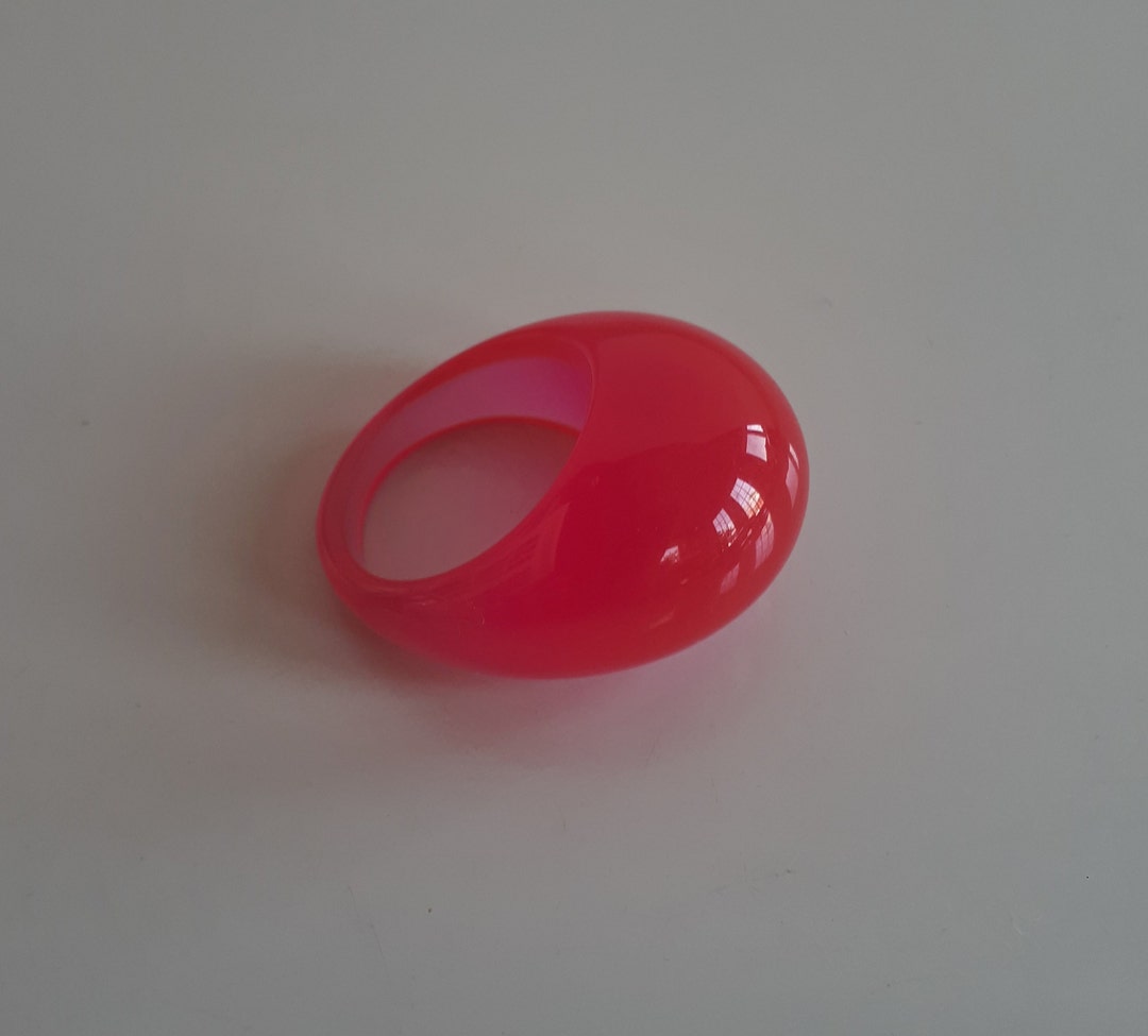 Semi Transparent Jello Neon Fuchsia Pink Lucite Plastic Ring With High ...