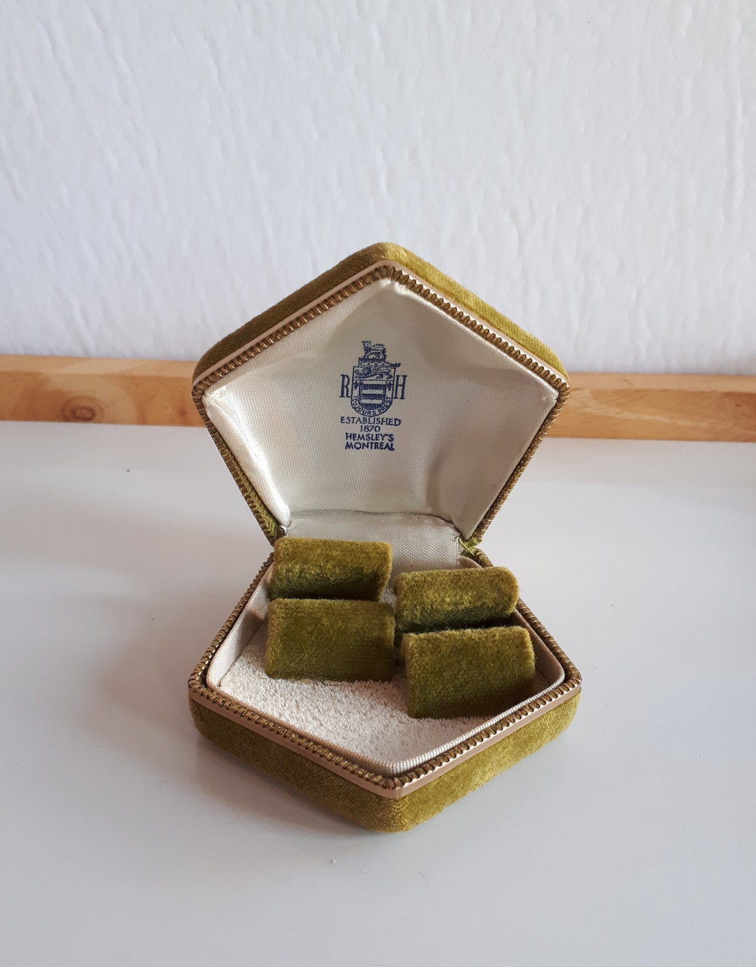 Antique Victorian RH Hemsley's Montreal Green Velvet and Satin Pentagon ...