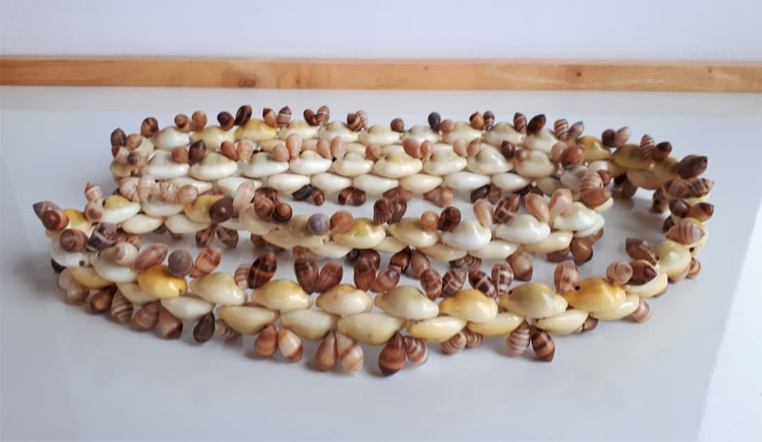 Long Massive Vintage Hawaiian Lei Shell Necklace Yellow Cowrie Shell ...