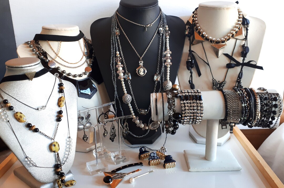 Vintage Bohemian BOHO Imperfect Jewelry Lot Necklace Bracelet Earrings ...