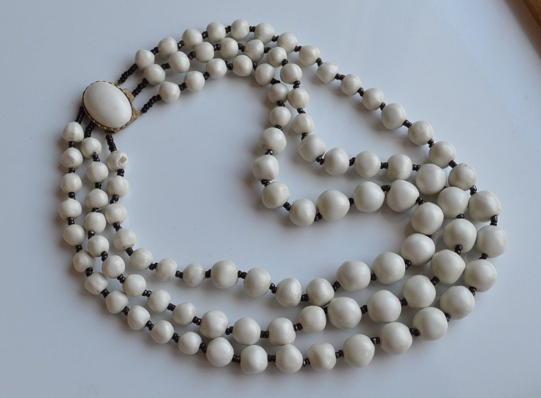 ART DECO Signed GM off White Galalith Old Plastic or Other Material 3 ...