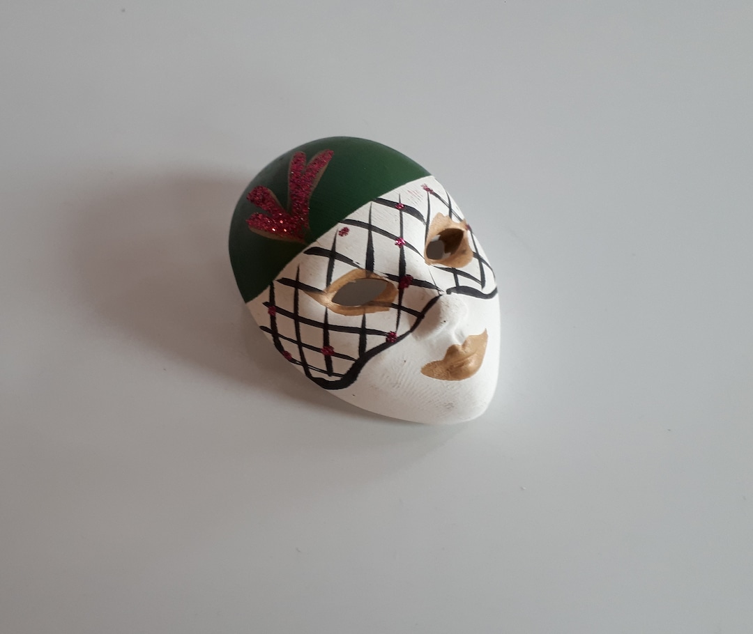 Vintage Painted Porcelain Ceramic Theater Masquerade Mask Brooch Pin - Etsy