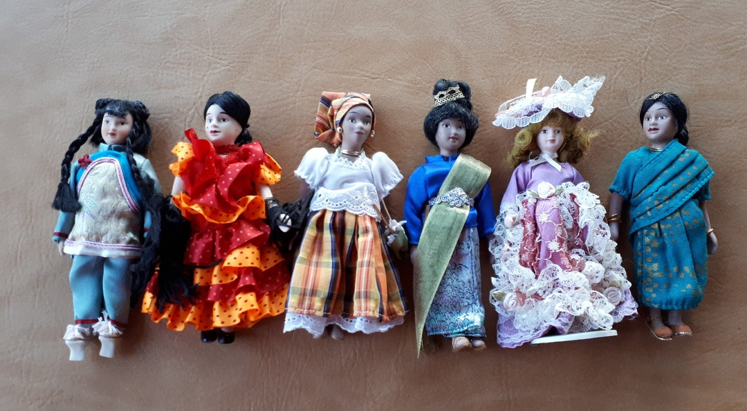 Vintage Collection of 6 Ethnic Porcelain Dolls With Traditional ...