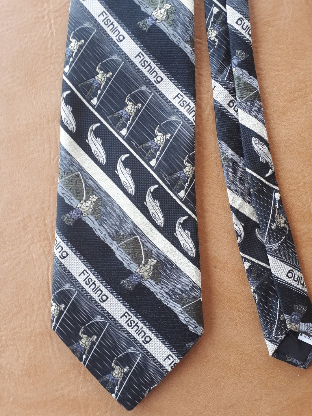 Vintage MARC OLIVIER Signed Fishing Theme Men Necktie With Fisherman ...