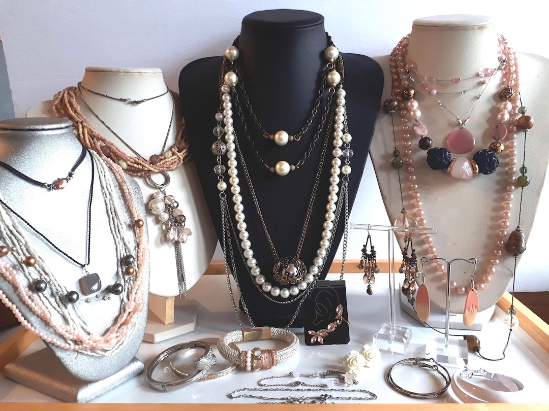 Large Lot Vintage Bohemian BOHO Faux Pearl Imperfect Jewelry Necklace ...