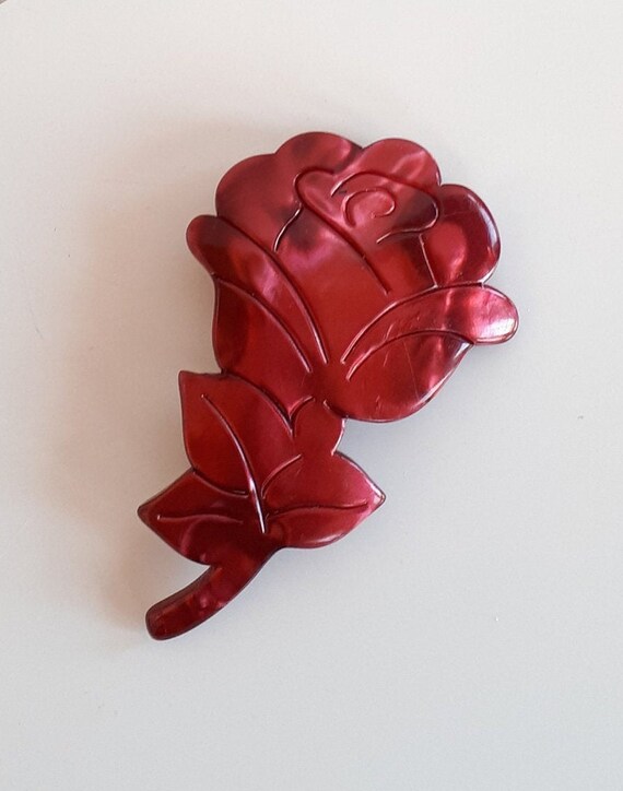 vintage french celluloid red - Gem