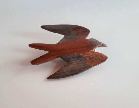 Vintage Mixed Wood Inlay Figural Sparrow Bird in Flight Brooch - Etsy