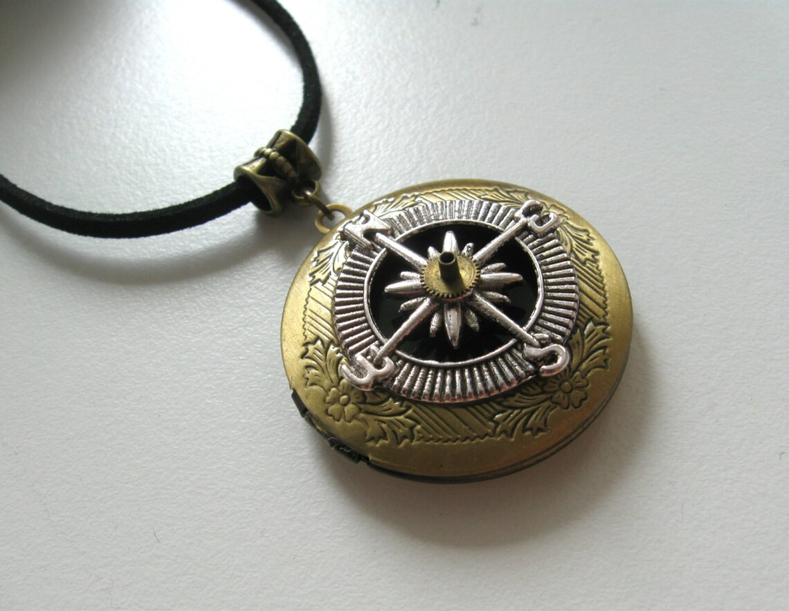 Steampunk Locket Necklace Round Statement Locket Pendant Photo - Etsy
