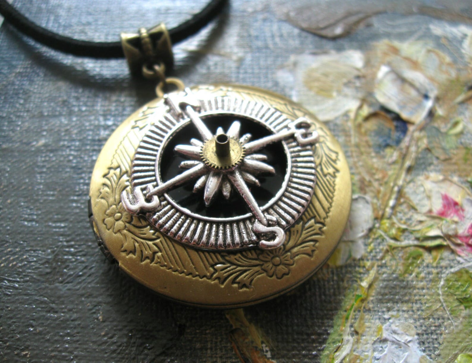 Steampunk Locket Necklace Round Statement Locket Pendant Photo - Etsy
