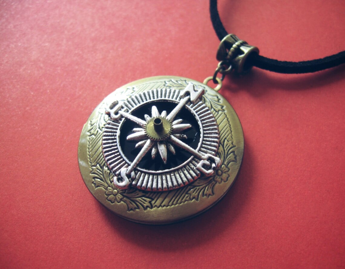 Steampunk Locket Necklace Round Statement Locket Pendant Photo - Etsy