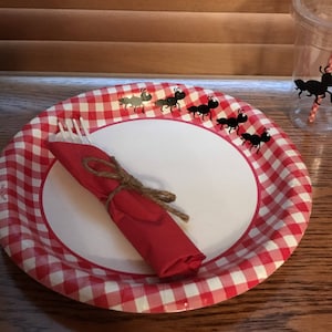 Ant Picnic Paper Plates, Summer Barbeque, Picnic Party, Gingham Plates ...