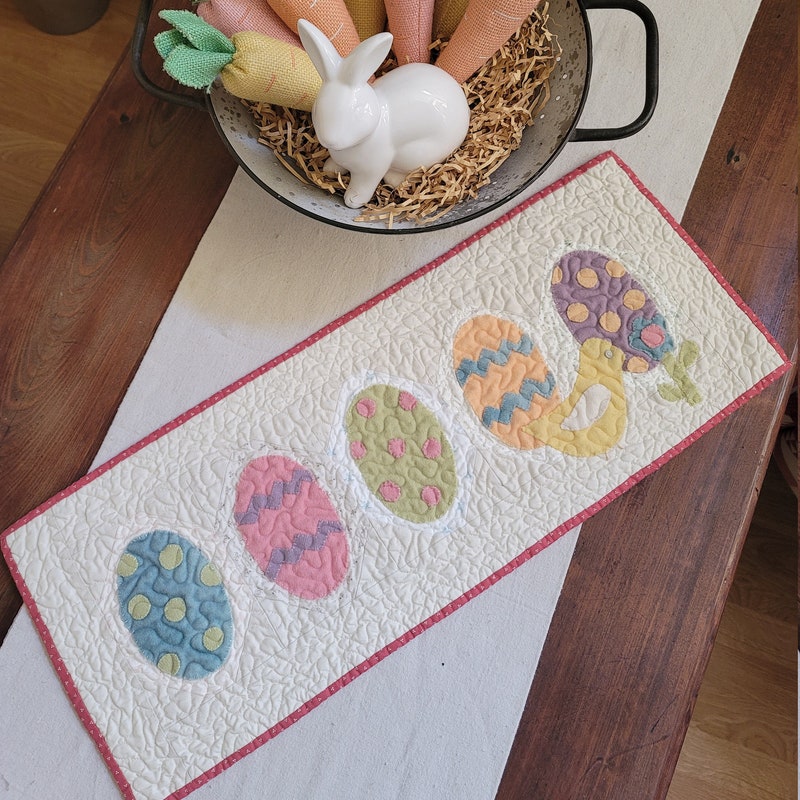 Easter Table Runner - Etsy