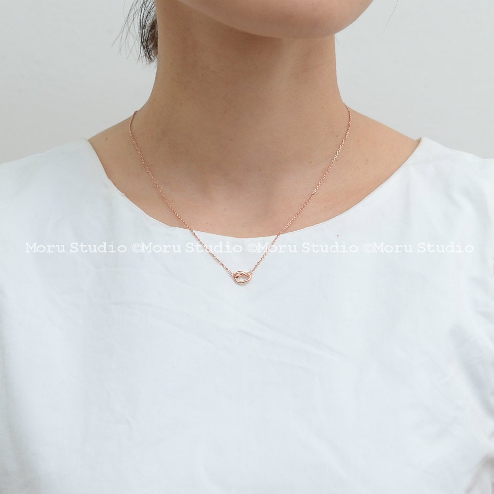 Dainty Love Knot Necklace With Initial Disc/ Personalized Tiny | Etsy